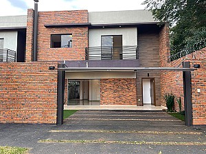 Tulu - duplex-en-fernando-de-la-mora-zona-villa-olimpia